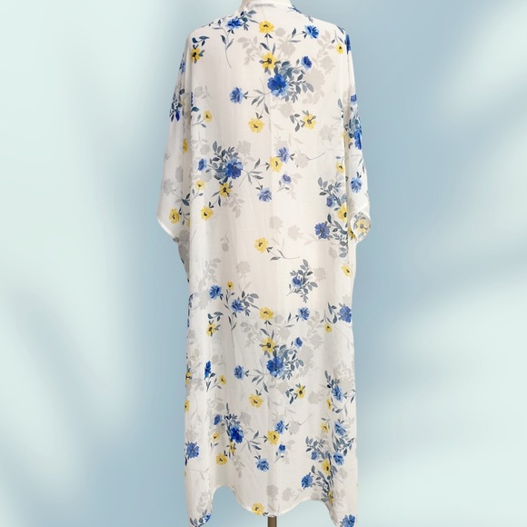 Cy Fashion | Sweaters | Boutique Open Front Ivory Floral Chiffon ...